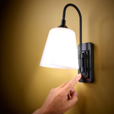 Wall Mounted Lamp Battery Powered Cordless LED Spotlight or Uplighter ...
