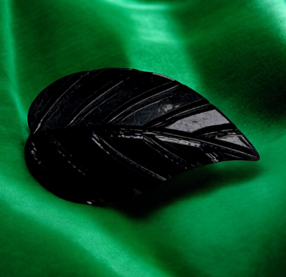 Gorgeous VINTAGE 1940’s Bakelite Celluloid Solid Blac… - Gem