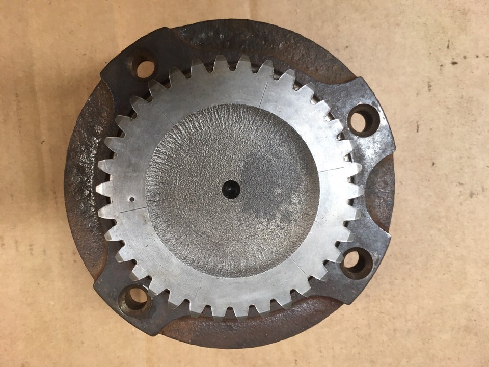 34 Tooth / 18 Spline Disc Mower Gear Pod For Fort, Morra, Farmtrac Disc ...