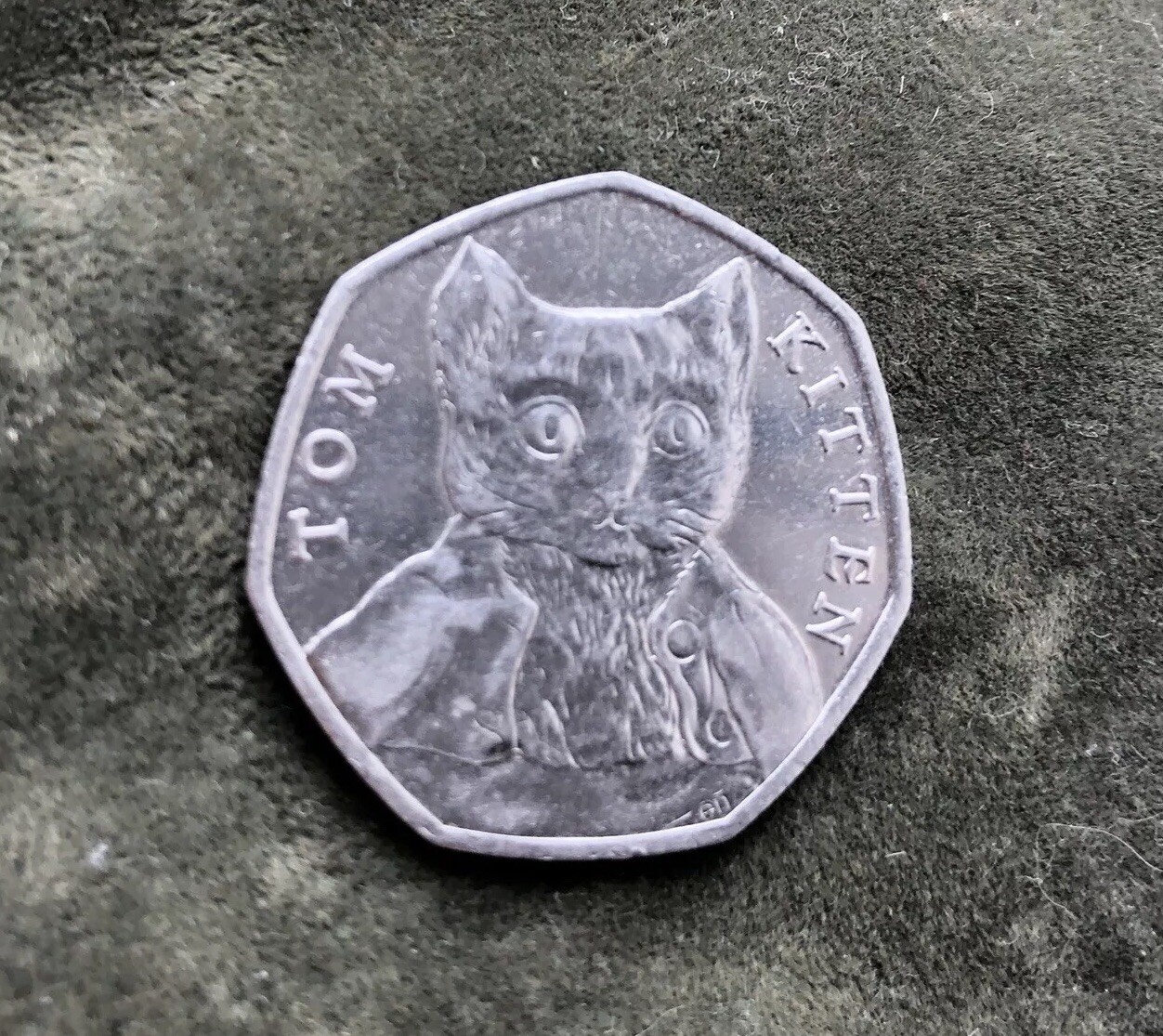 Tom Kitten 50P BEATRIX POTTER coin from 2017 | eBay UK
