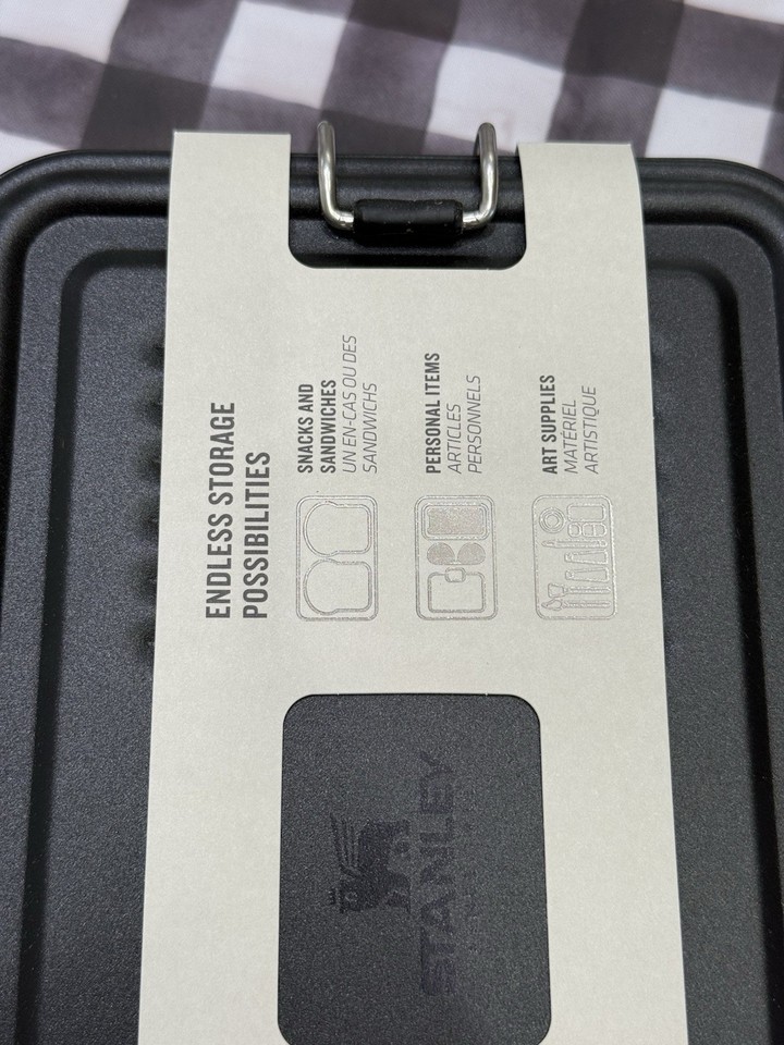 NWT Stanley Classic Series The Legendary Useful Box 1.25Qt/1.1L Matte ...