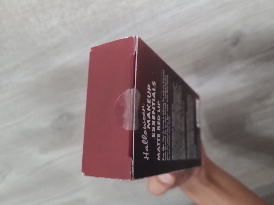 NYX Professional Makeup Suede Matte Red Lipstick and Lip Liner Duo ...