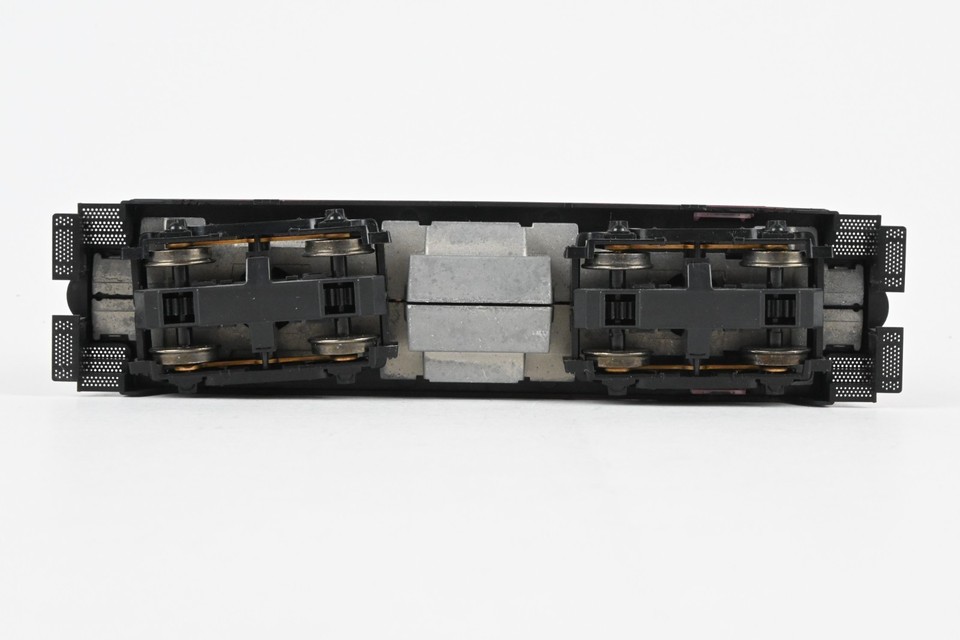 HO Scale - Kato - Seaboard EMD NW2 #1410 Phase I - Diesel Locomotive AS ...