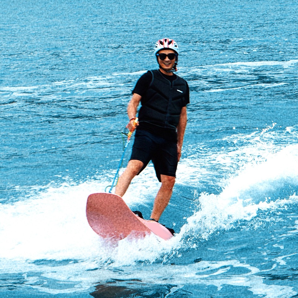 Jet Surfboard Electric Powered Surf Board Spraying Motorized ...