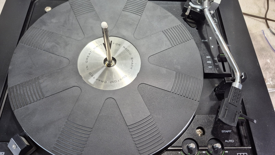 RADIO SHACK REALISTIC / BSR LAB 220 FULLY AUTOMATIC TURNTABLE, PLAYS ...