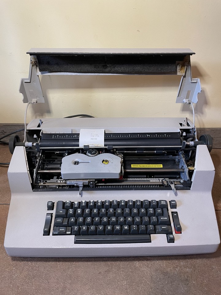 Vintage IBM Correcting Selectric II Typewriter Keys Stick For Parts Or ...