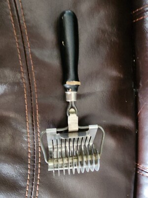 Antique Black Wood Handle Pasta Pastry Herb Cutter Utensil Vintage | eBay