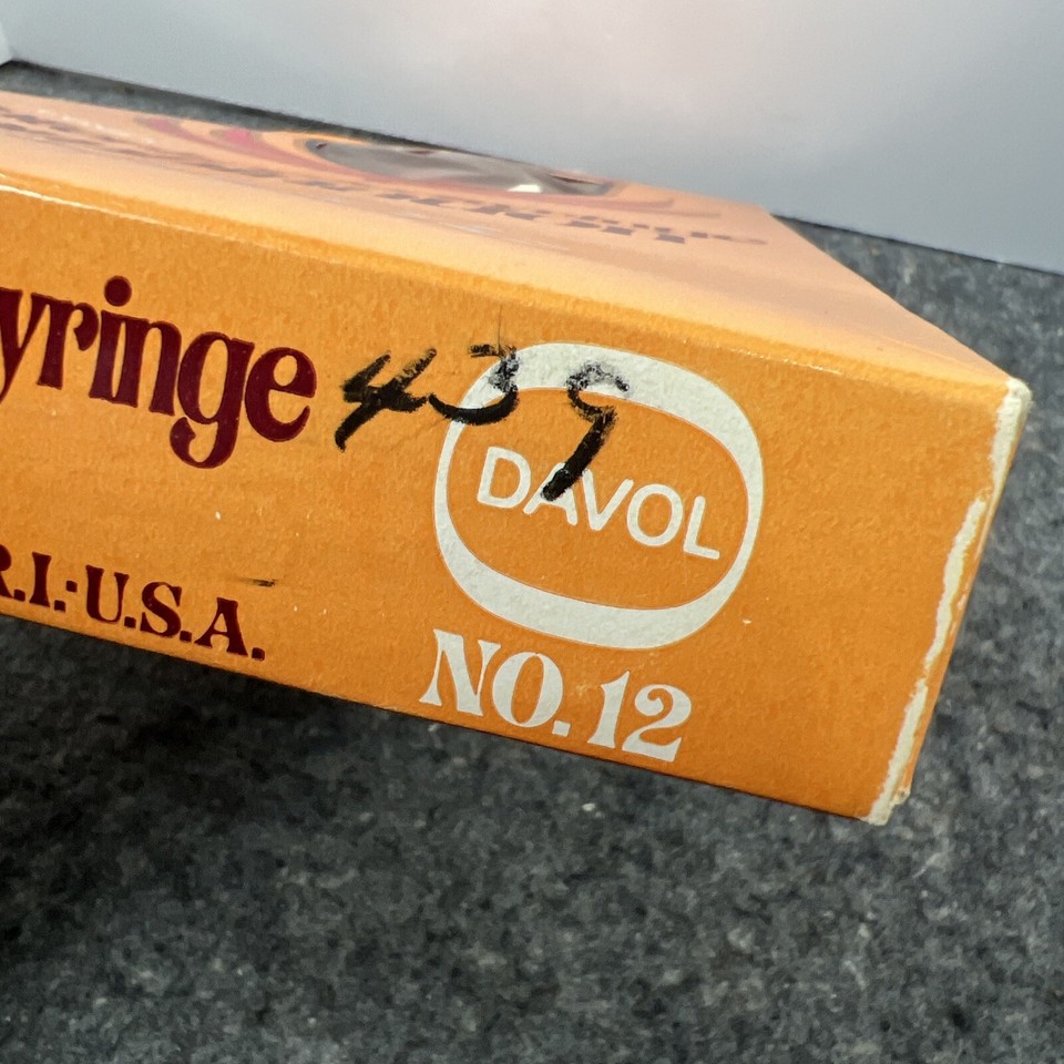 VINTAGE DAVOL COMFY WATER BOTTLE/SYRINGE COMBINATION #12-RED RUBBER ...