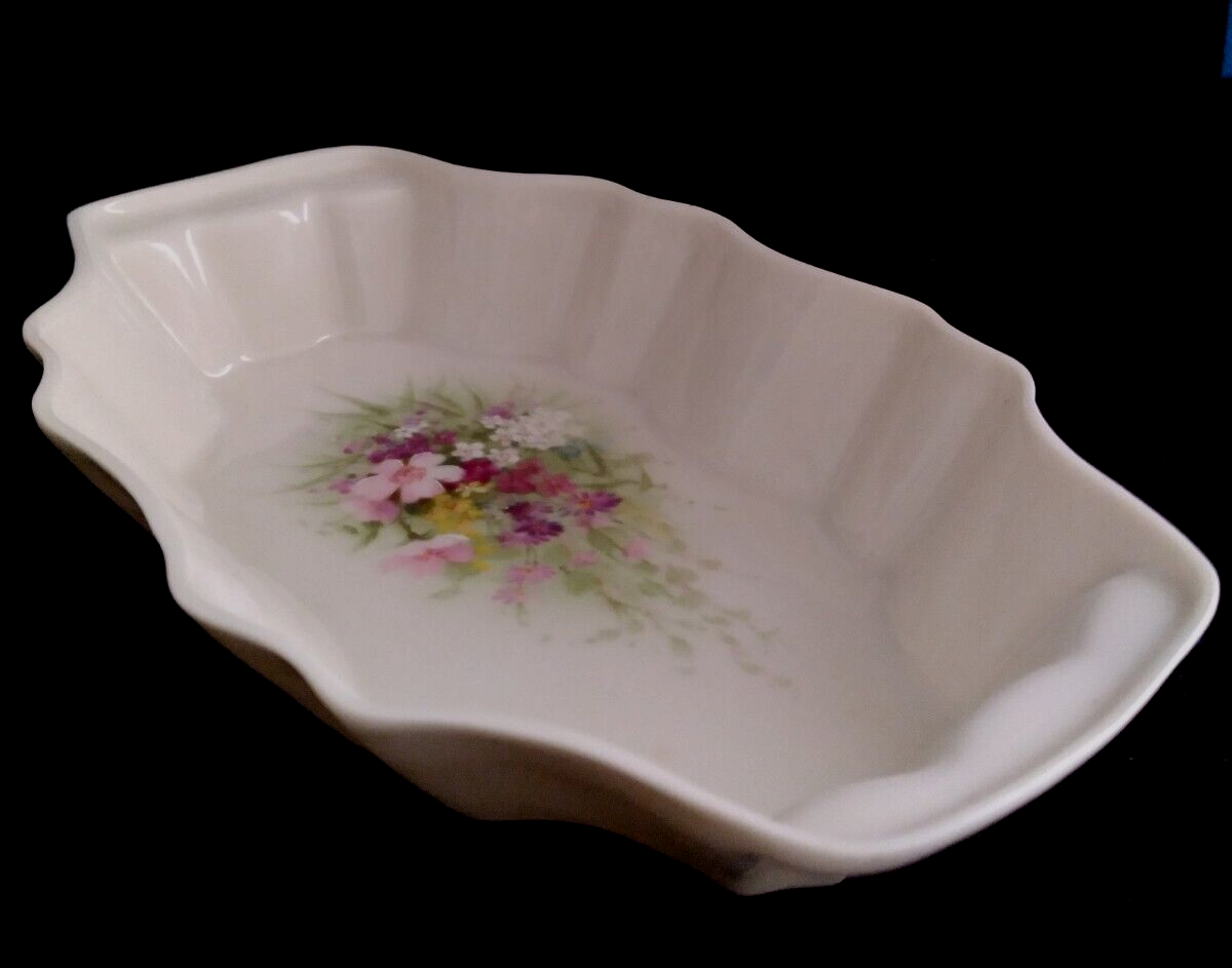 Irish Donegal Bone China Irish Parian ware bowl with hand painted ...