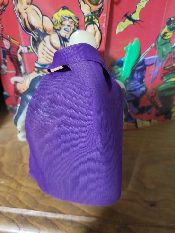 Vintage masters of the universe action figure scareglow w/custom cape ...
