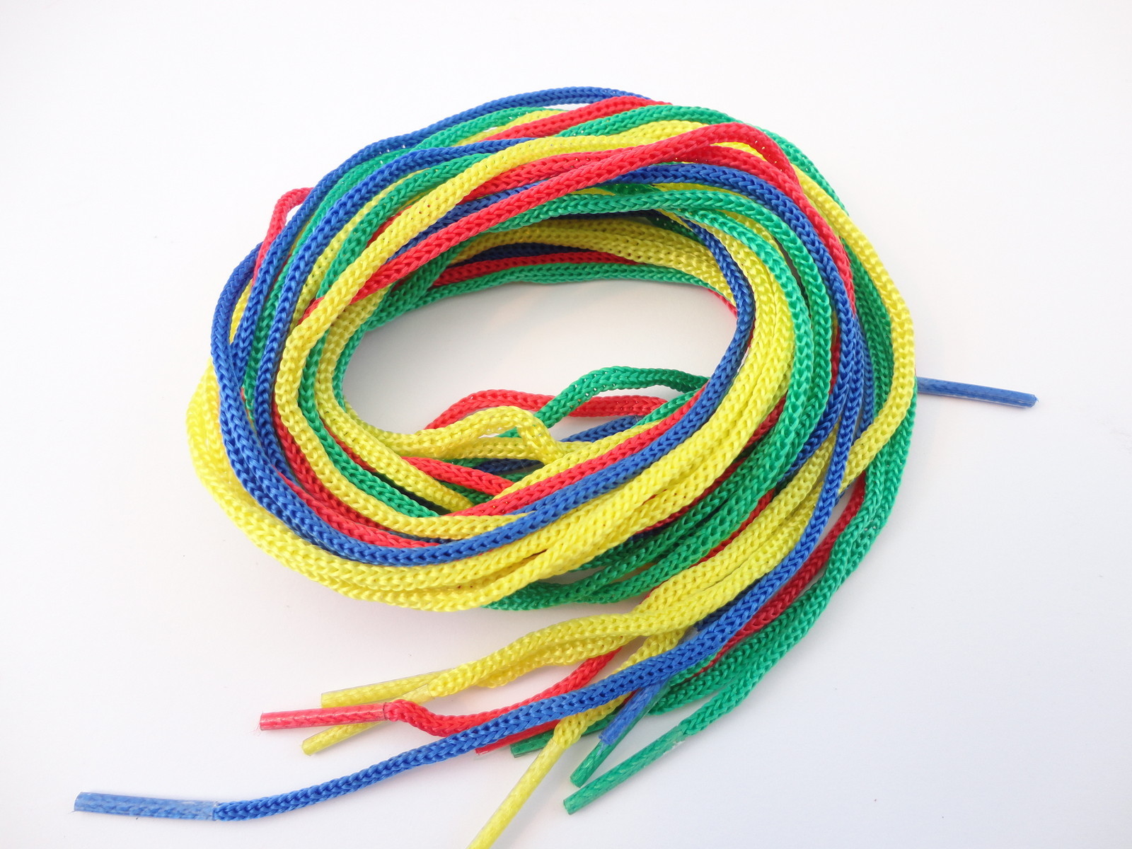 10, 20, 40 THREADING LACES - 3mm x 75cm - SHOE BEADS EARLY YEARS TOYS ...
