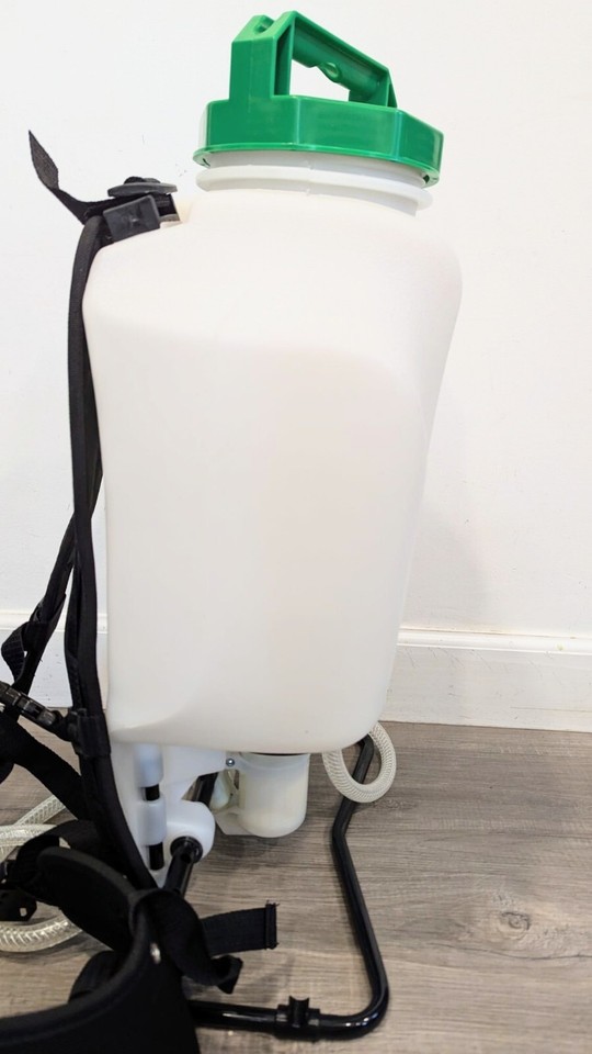 1X 61900 Made in the USA 4 Gallon Tree and Turf Pro Commercial Backpack ...