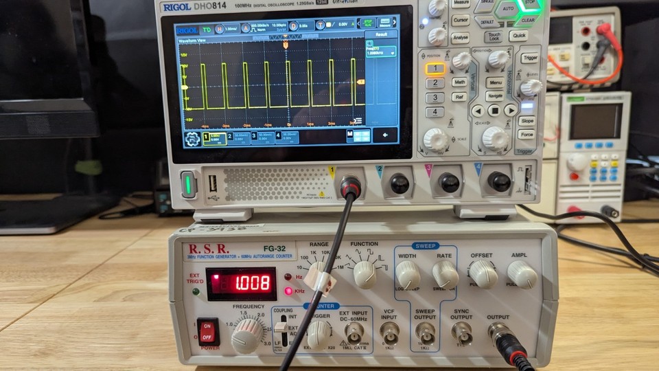 RSR FG-32 3MHz Sweep Function Generator + 60MHz Autorange Counter | eBay