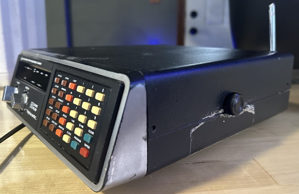 REALISTIC RADIO SHACK PRO-2002 50 CHANNEL SCANNER Model 20-116 REPAIR ...