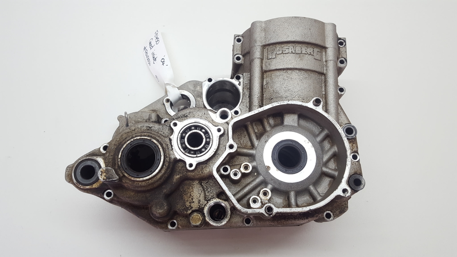 HUSABERG FE450 2004 Crank cases Crankcase Bottom end Engine case 04 ...