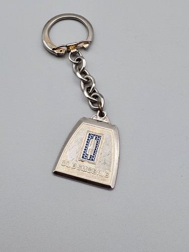Signa craft Oldsmobile Silver tone car vehicle keychain D64 | eBay