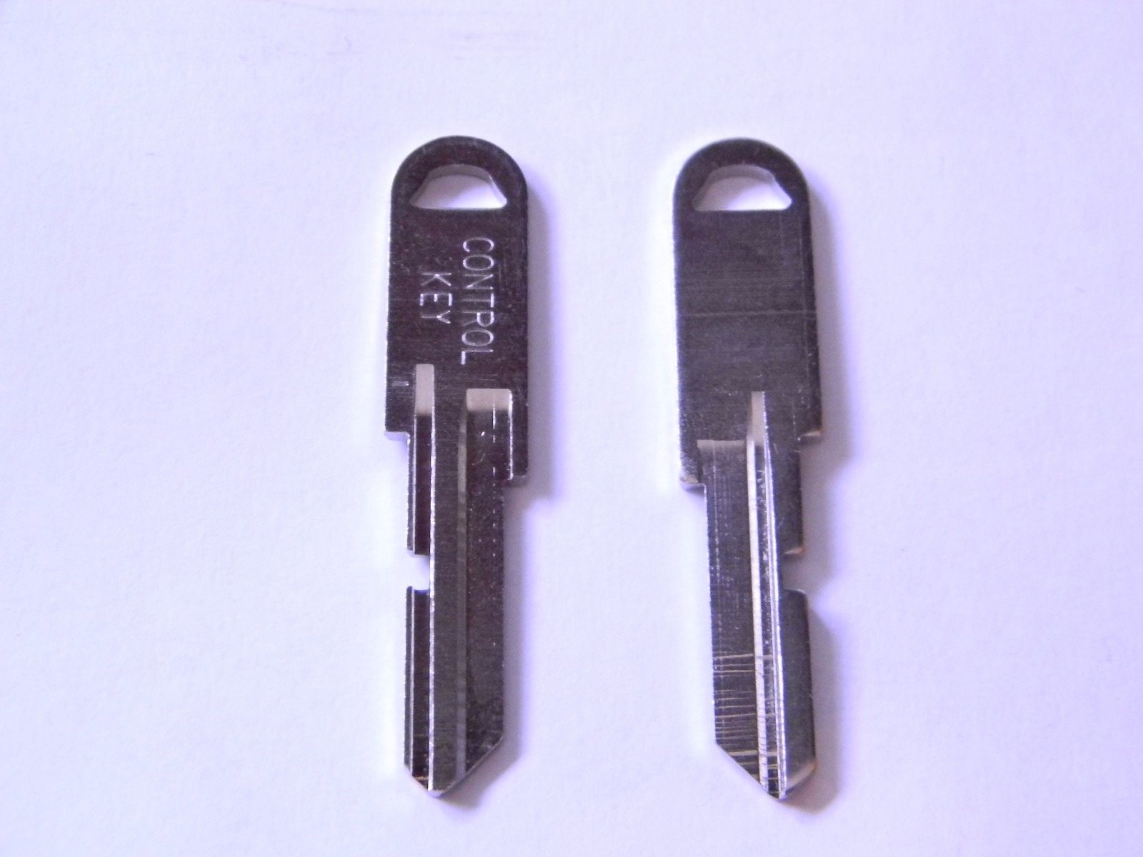 Kwikset Titan Cylinder Removal Keys (2) - knob deadbolts | eBay