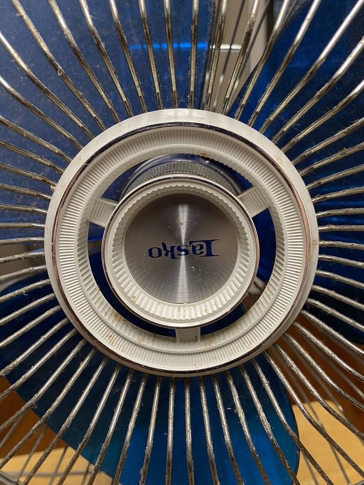Vintage Lasko 12” Oscillating Blue Blades Desk Fan 3 Speed Type 12 ...