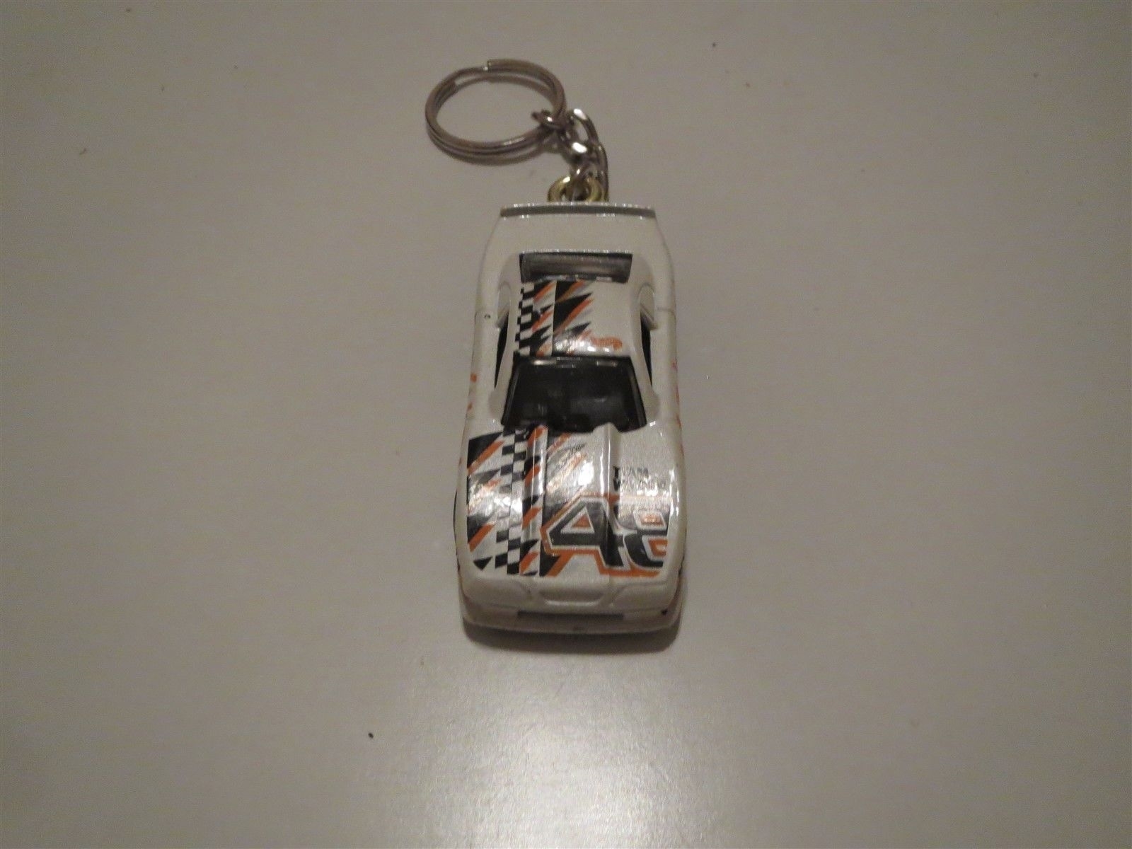 1994 - 1998 FORD MUSTANG COBRA DIECAST MODEL TOY CAR KEYCHAIN NEW WHITE ...