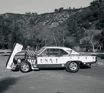 Bruce Larson & His Usa-1 Chevelle Drag Car 1967 1 Motor Racing Old ...