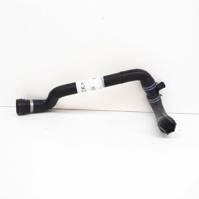 (as) Audi A4 1.8 TFSI Petrol 2014 Water Coolant Pipe / Hose 8K0122101G ...