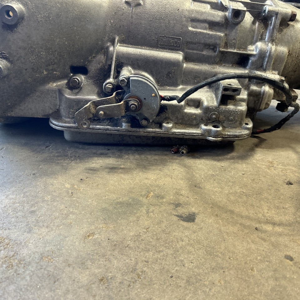 Ford C6 Transmission Round Bell Housing 360 , 390 FE Pattern | eBay