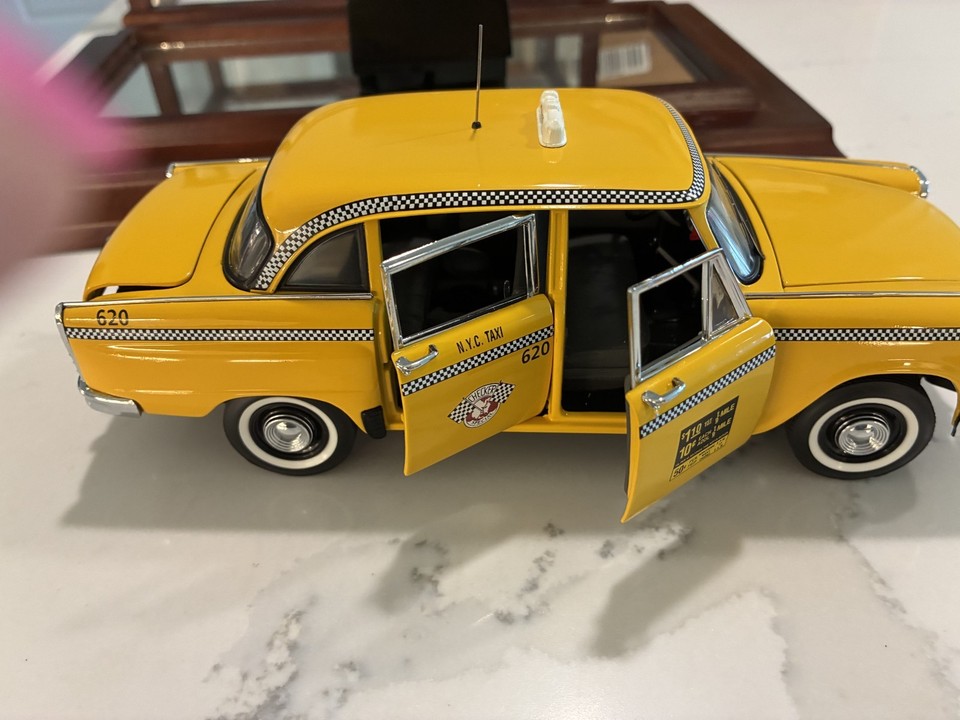 Franklin Mint Yellow Checker Taxi Cab NY City 1/24 1:24 Die Cast | eBay