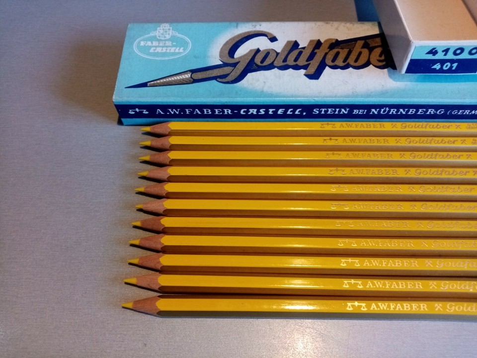 11 VINTAGE A.W.FABER-GOLDFABER- PENCILS in Cardboard BOX- MADE IN ...