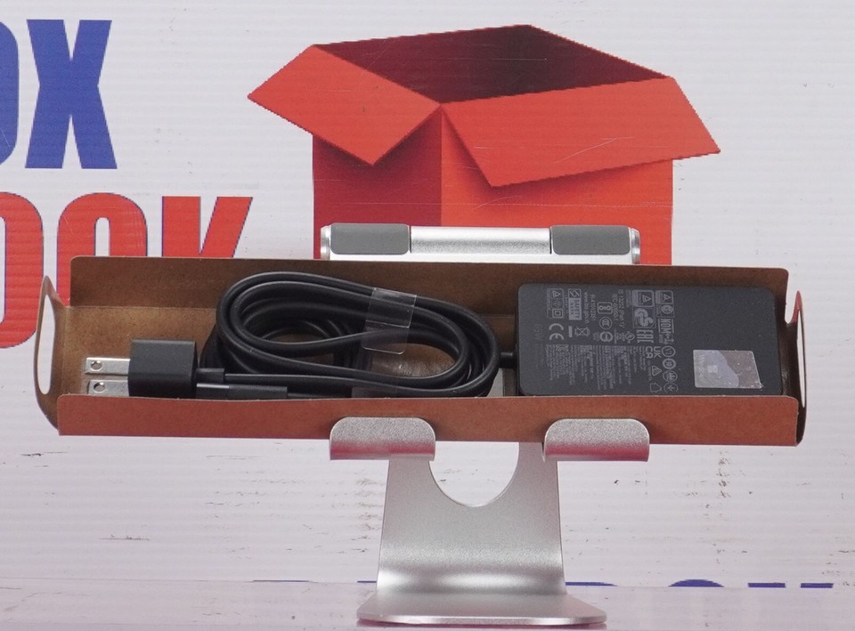 Microsoft EIG-00017 Surface Pro 8 - 13 in Core i5 1145G7 8GB 256GB New ...