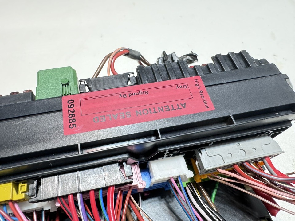 OEM 10-13 MERCEDES BENZ X204 W207 W212 GLK350 E350 E550 FRONT SAM FUSE ...