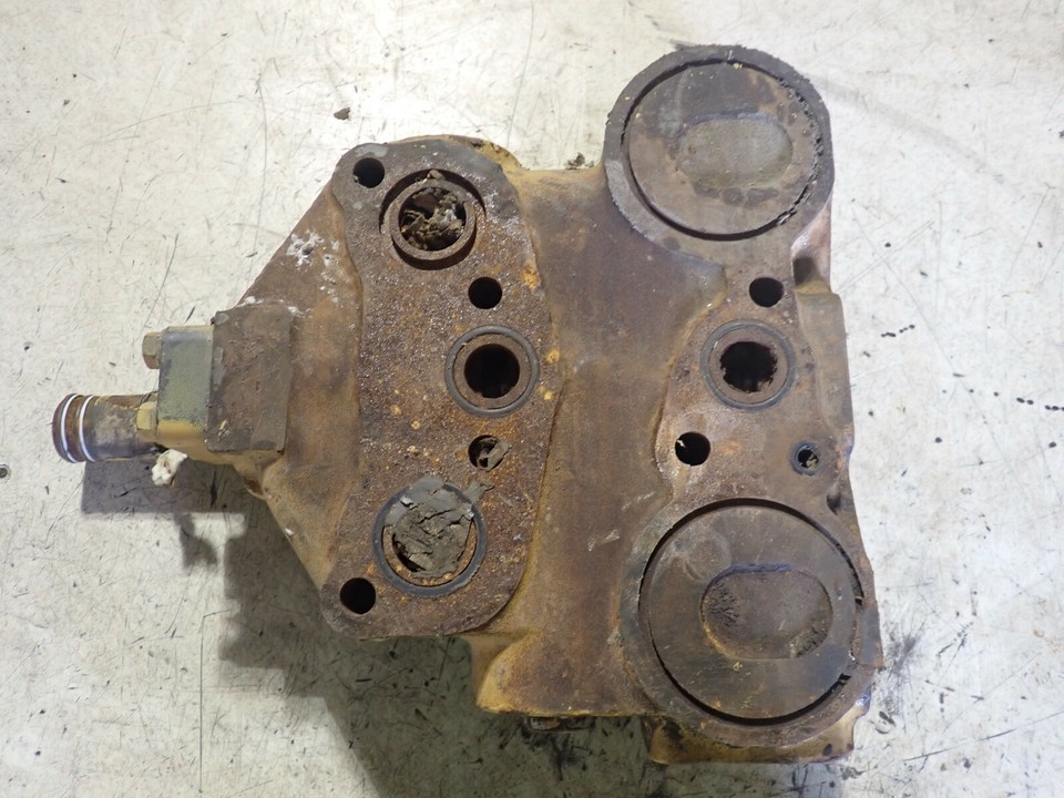 Caterpillar CAT 943 Track Loader LH Hydraulic Valve 9J0365 953 963 973 ...