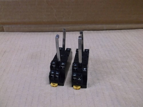 PYFZ-08-E Omron DPDT 10A DIN Rail Mount Relay Socket PYFZ08E | eBay