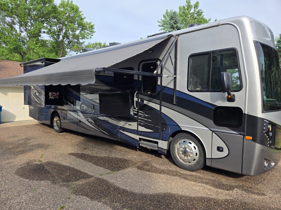 CLASS A DIESEL PUSHER MOTORHOME WITH FRIEGHTLINER CHASSIS | eBay