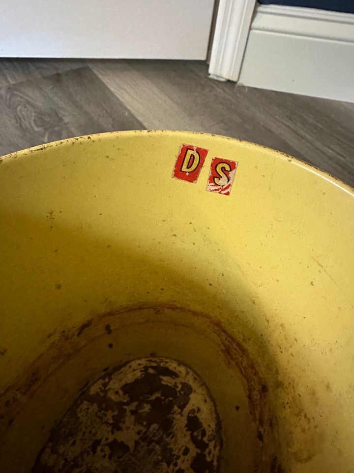 1966 Batman & Robin Metal Trash Can DC Comics Vintage Superhero Garbage ...