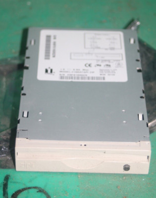 1Omega Internal Zip Drive Z100ATAPI | eBay