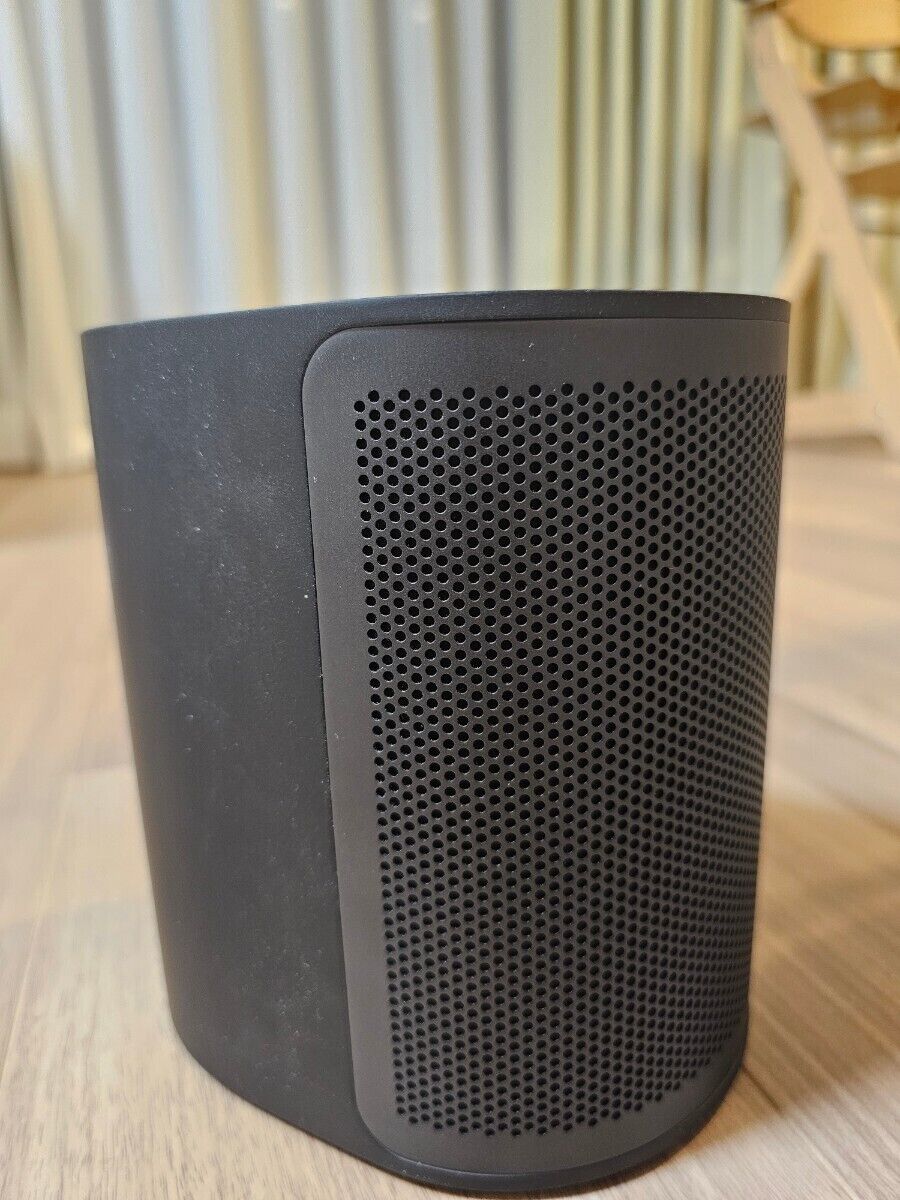 Bang & Olufsen Beoplay M3 Multiroom Speaker black Good Bang & Olufsen Beoplay M3 Multiroom Speaker black Good