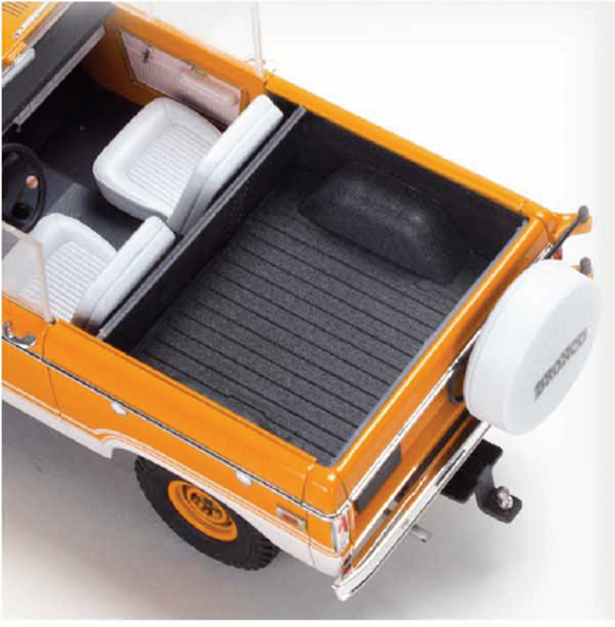 REVELL 1/25 Bronco Half Cab Truck w/Dune Buggy & Trailer RMX7228 | eBay