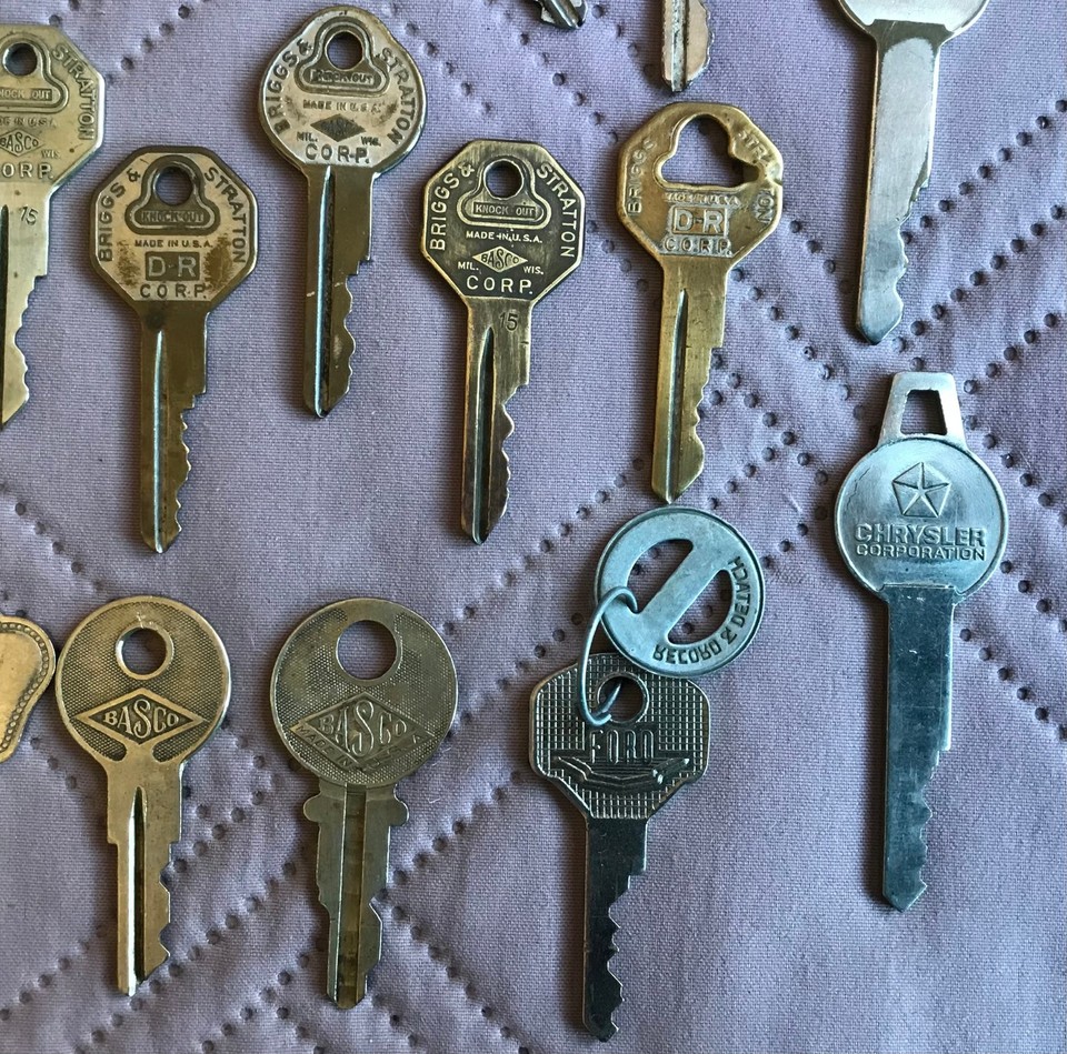 Vintage Antique Car Keys GM Knockout Chrysler Ford Hurd Basco Briggs ...