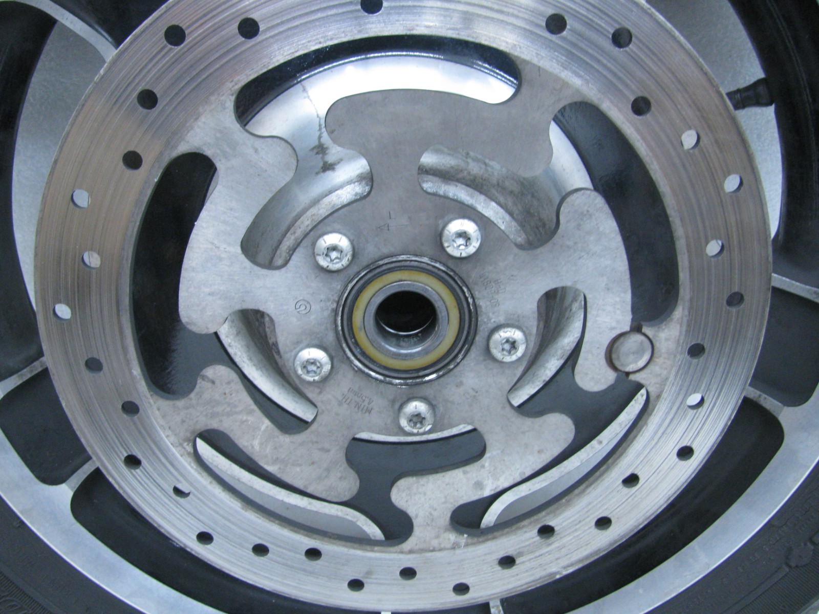 Harley Davidson 17" x 3.00" Airstrike Front Wheel Touring Street Glide ...