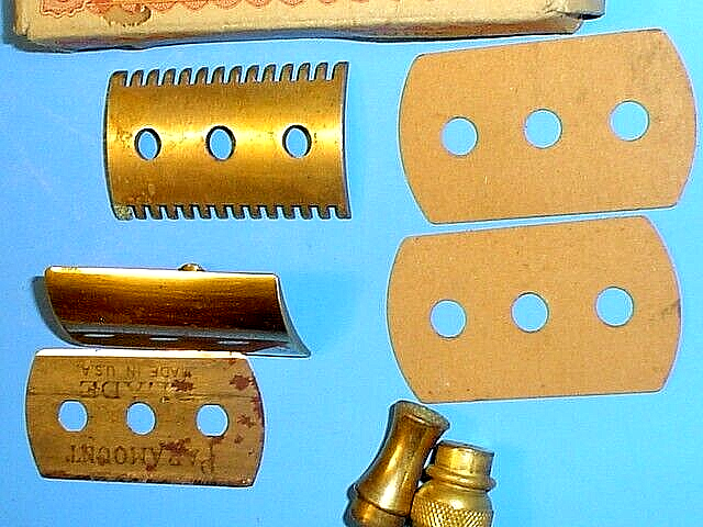 TWO ANTIQUE / VINTAGE GILLETTE BRASS SAFETY RAZOR HEADS IN BOX~WITH BAD ...