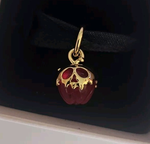 Poison Apple Snow White Pandora Disney Charm D23 2024 Early Release NEW ...