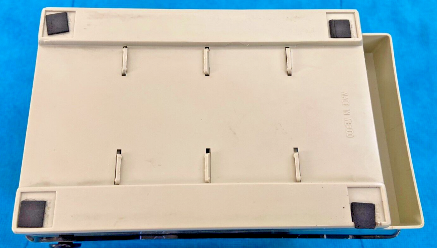 3.5" 3 1/2" Floppy Disk Storage Box with 9 Blanks and 3 Dividers VTG ...