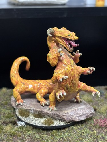 HUGH Desert Lizard Monster, Hand Painted DnD Miniature with custom Base ...