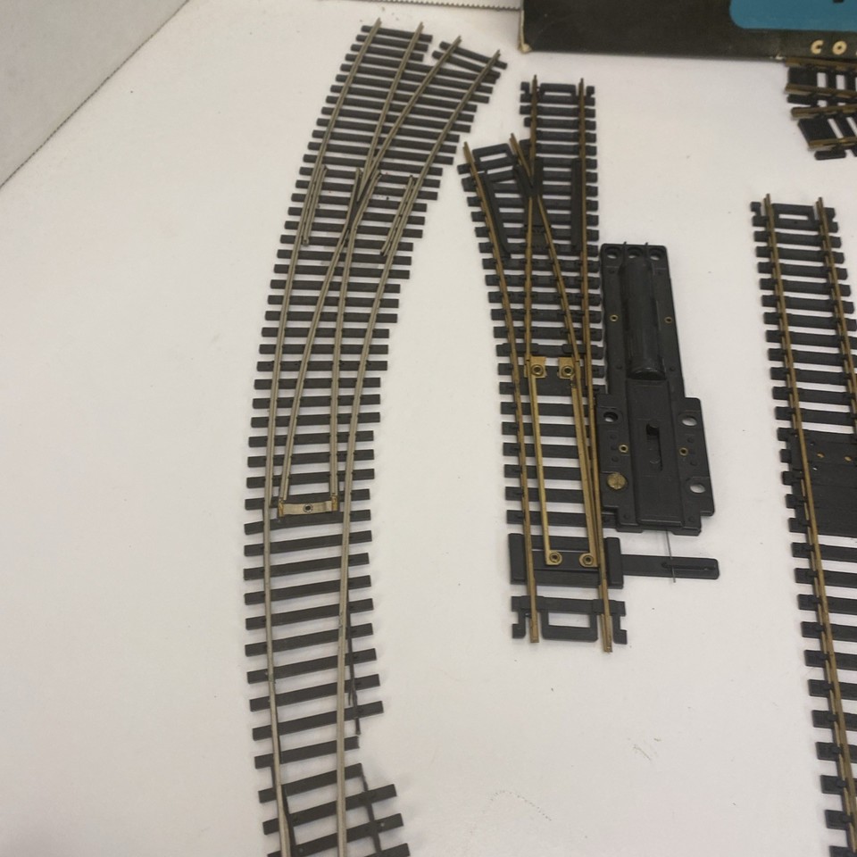 Atlas & Life-Like HO Scale Train Tracks Curved And Straight & More Lot ...