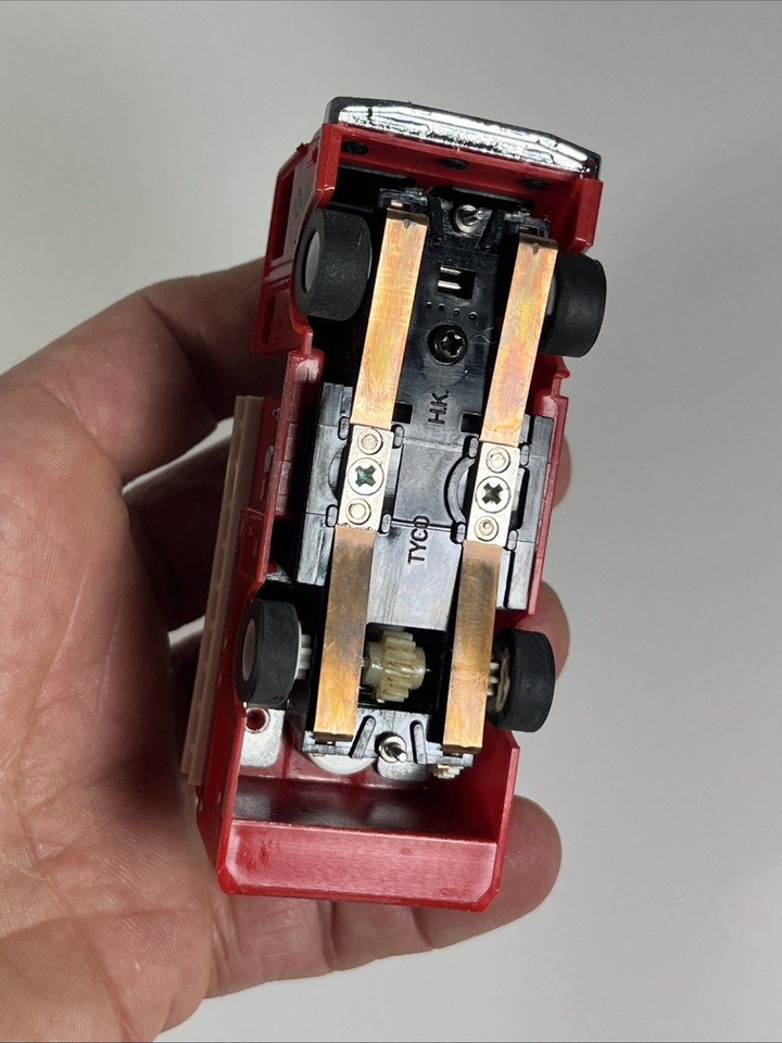 Tyco US1 Electric Trucking Mack Fire Engine HO Slot Car Works | eBay