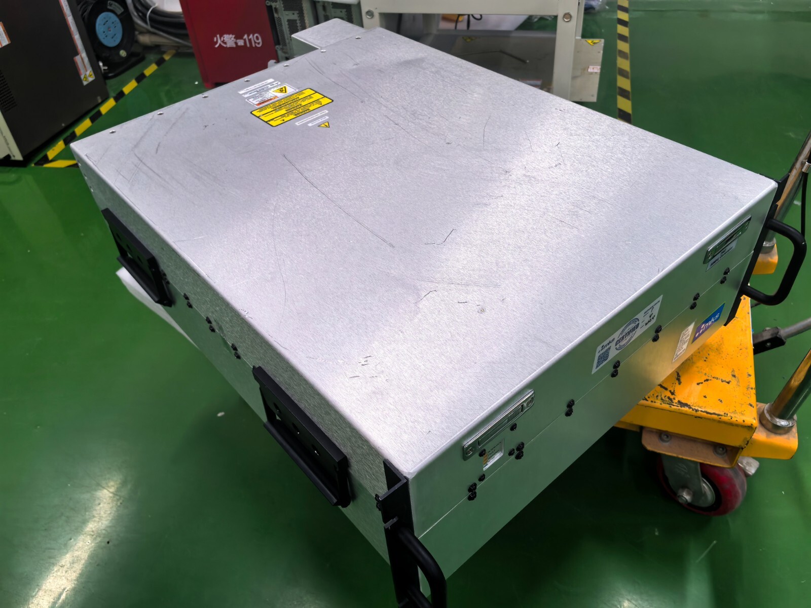 MKS EDGE 400kHz RF Generator EDGE 10060A-E23 LAM : P/N: 660-210105-381 ...