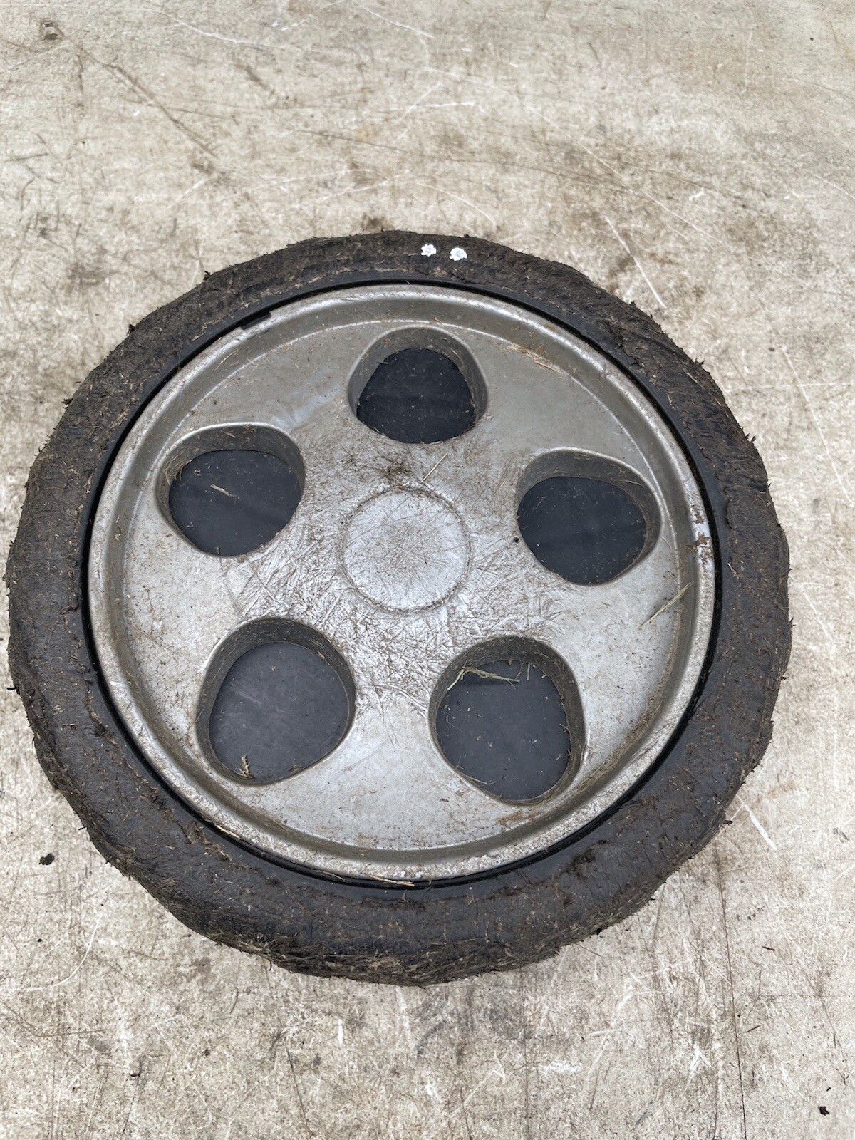 Rear Drive Wheel From A Mountfield SP474 Mower, RV40 50cc Engine (108 ...