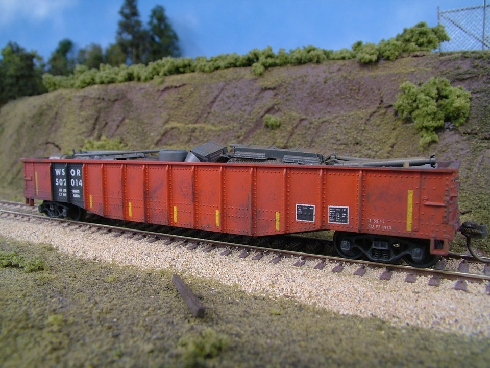 Custom Painted & Weathered Athearn Wisconsin Southern WSOR HO Scale Gon ...