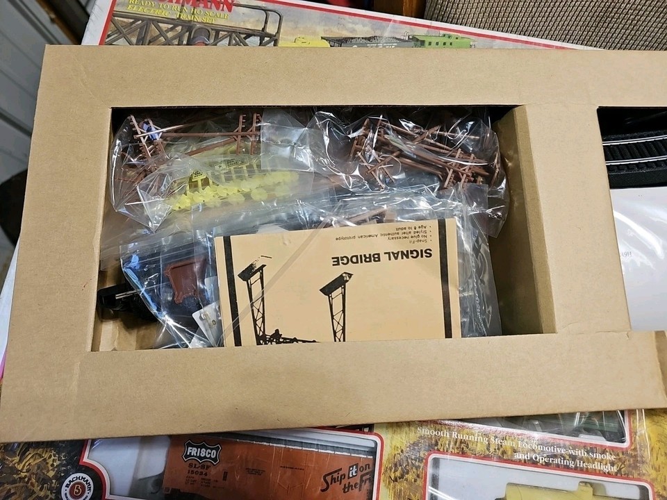 Casey Jones Train Set Bachmann 060 Steam Locomotive E-Z Track 47"x38 ...