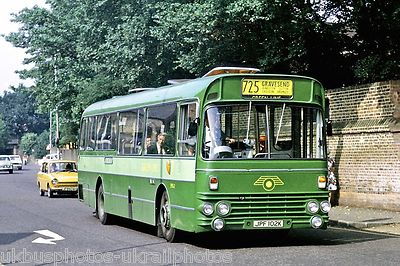 London Country Green Line SMA2 JPF102K 6x4 Bus Photo ref L67 | eBay UK